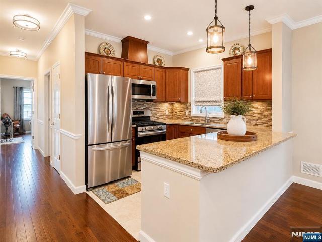 23 Davis Street # 1