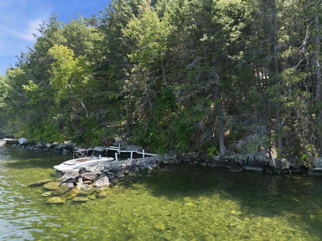 23 Diamond Island