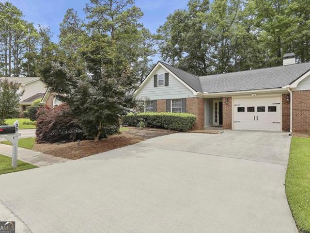 23 Dover Trl, Peachtree City, GA 30269