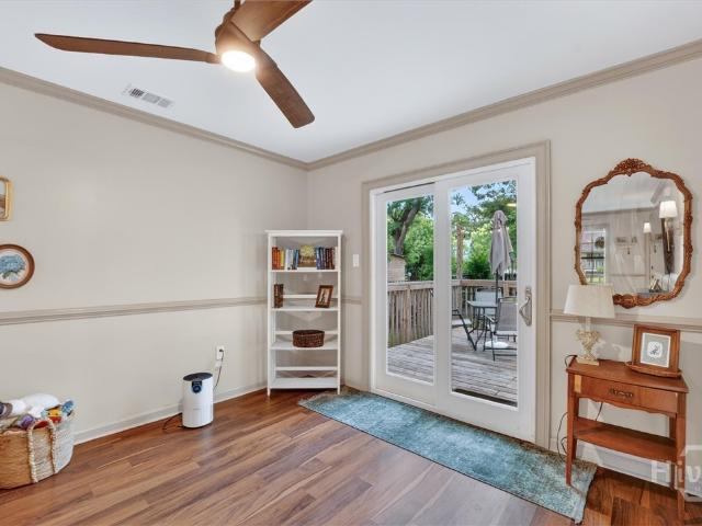 23 E Deerwood Road