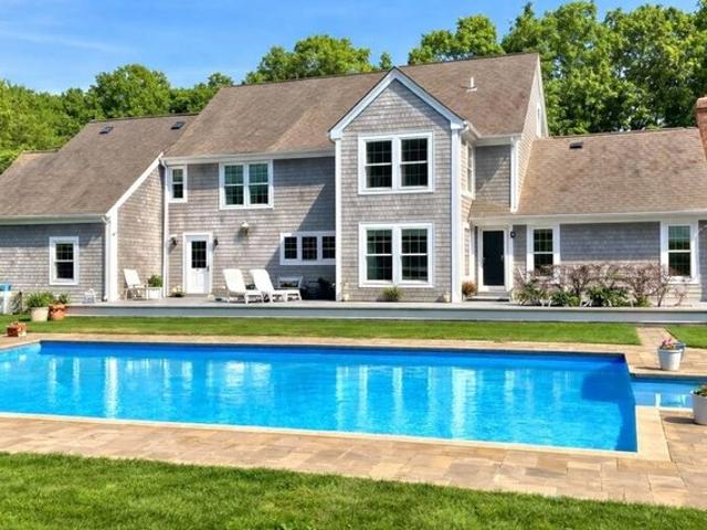 23 E Woods Path, Sagaponack, NY 11962