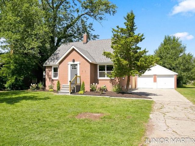 23 E 35th St, Holland, MI 49423
