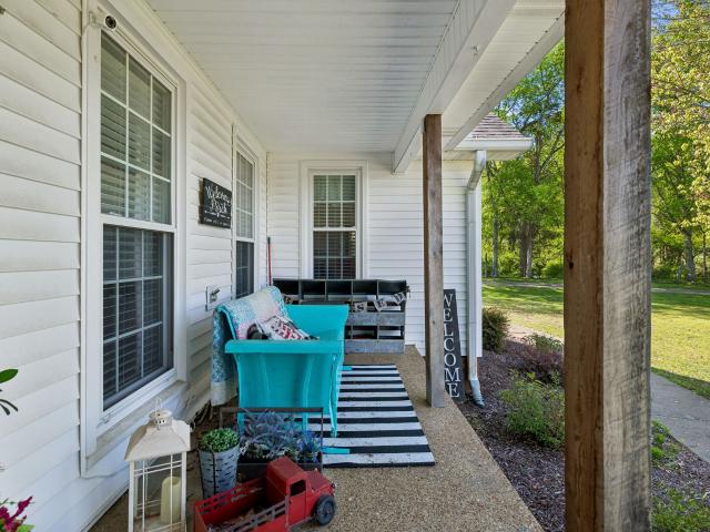 23 Elmwood Blvd