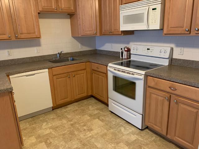 23 Elm St, Unit 1, Manchester, MA 01944 | MLS #73491 | Compass