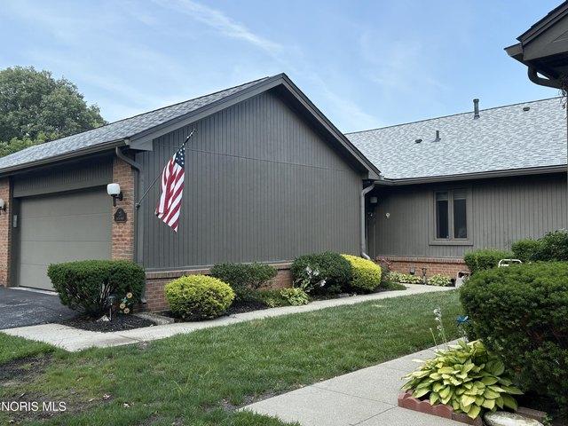23 Exeter Rd, Perrysburg, OH 43551