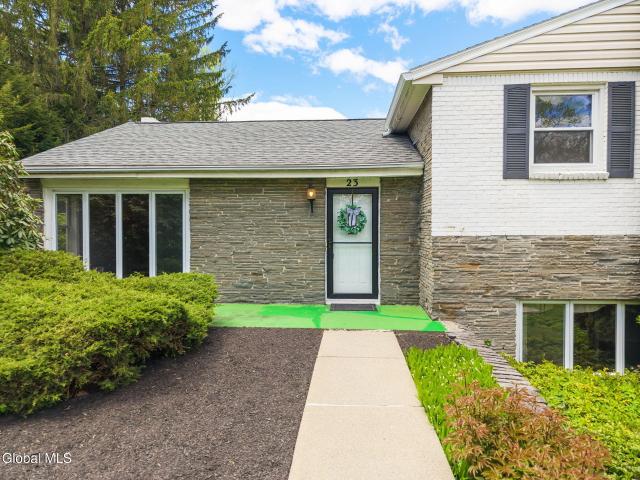 23 Fernwood Drive