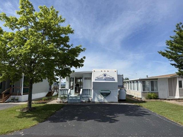 23 Fighting Fish Dr Slip 181, Oscoda, MI 48750