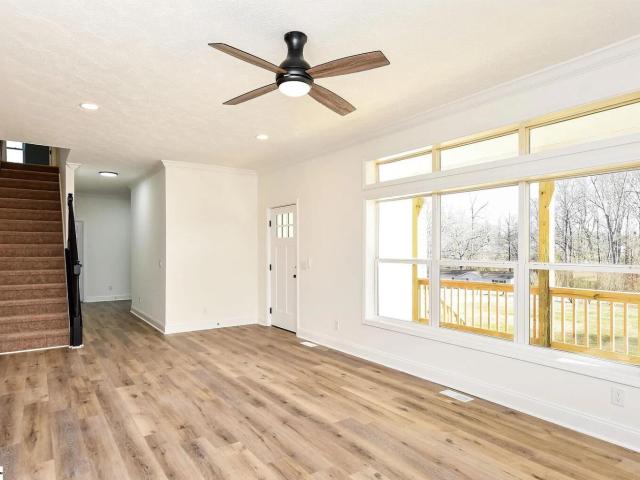 23 Forestville Road