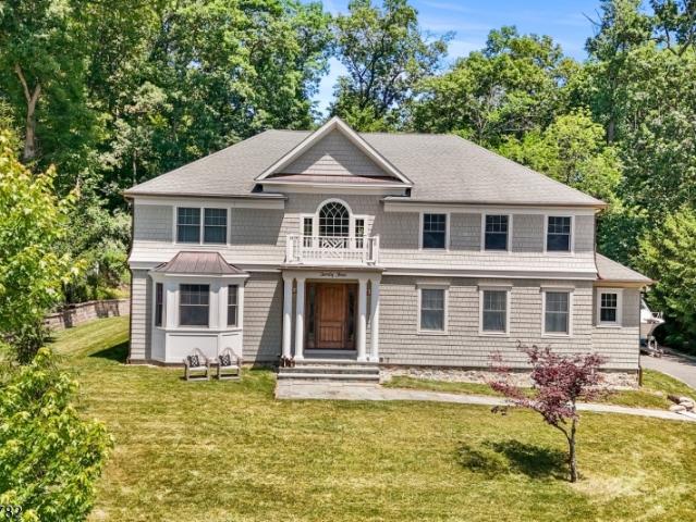 23 Forest Way