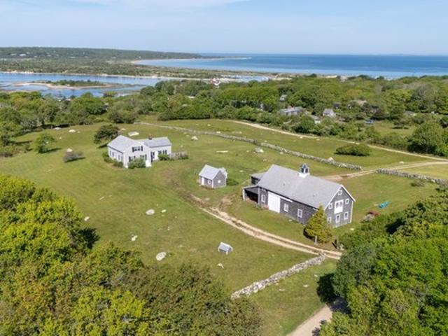 23 Flanders Ln, Chilmark, MA 02535