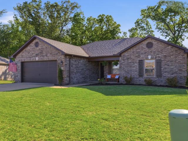 23 Fletcher Dr