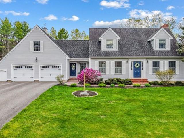 23 Frances Dr, Hampden, ME 04444