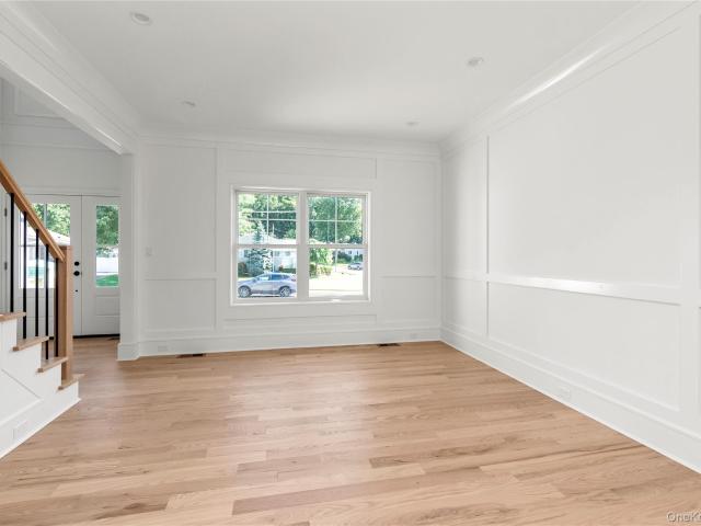 23 Garden Circle