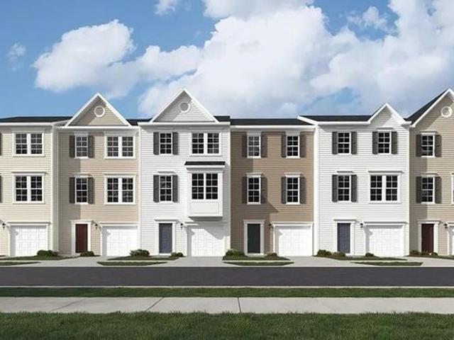 23 Gray Silver Rd, Inwood, WV 25428