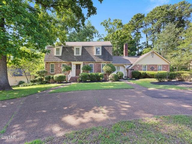 23 Greenway Dr, Jackson, TN 38305