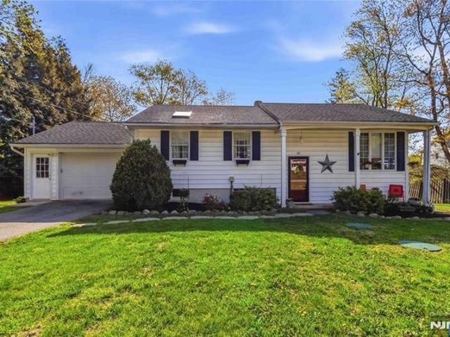 23 Hancock Dr, West Milford, NJ 07480