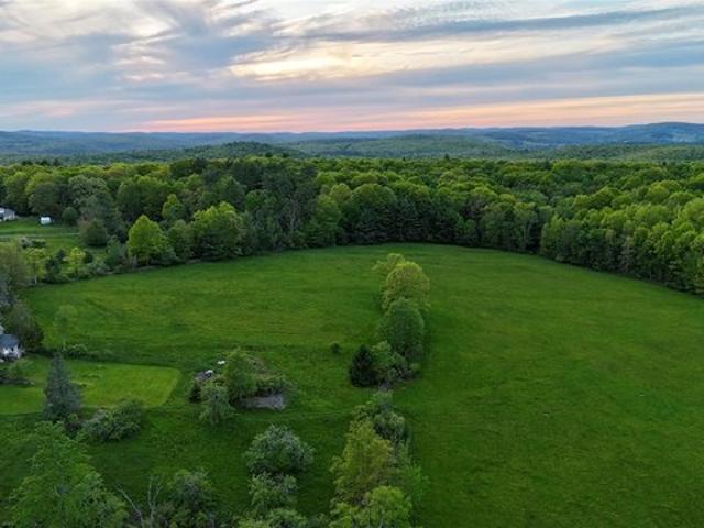 23 Hartman Rd, Cochecton, NY 12726