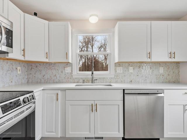 23 Hazel St, Haverhill, MA 01832 | MLS #73500 | Compass