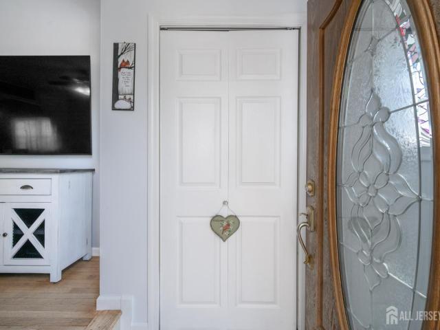 23 Hearthstone Avenue