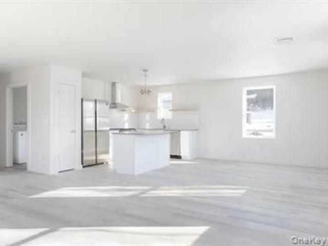 23 highland avenue a