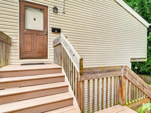 23 Hillside Terrace D