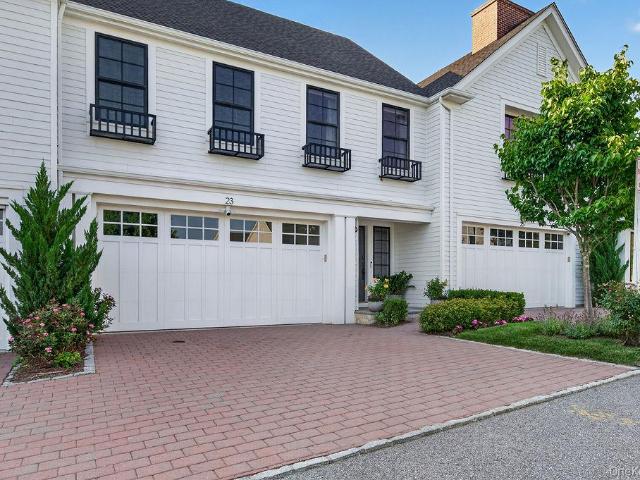 23 Honeysuckle Lane