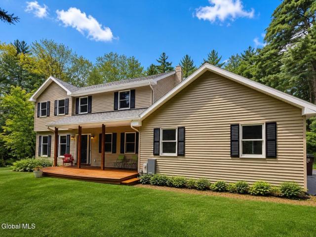 23 Holloway Lane