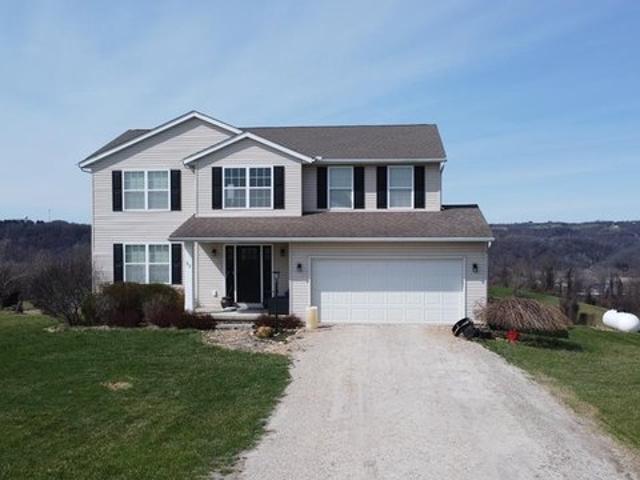 23 Holly Ann Dr, Wheeling, WV 26003