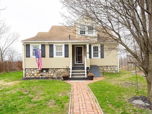 23 Howard Rd, Poughkeepsie, NY 12603