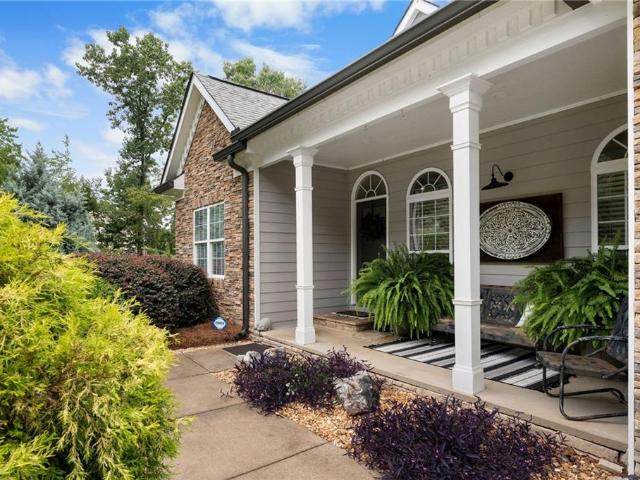 23 Hunters Ridge Drive