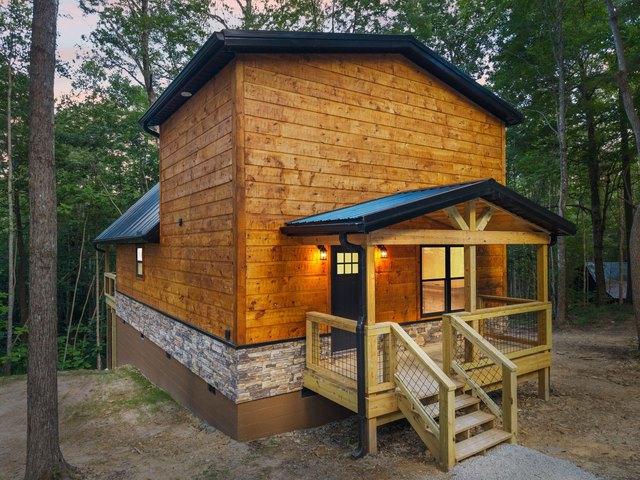 23 Joyful Spgs, Zoe, KY 41397
