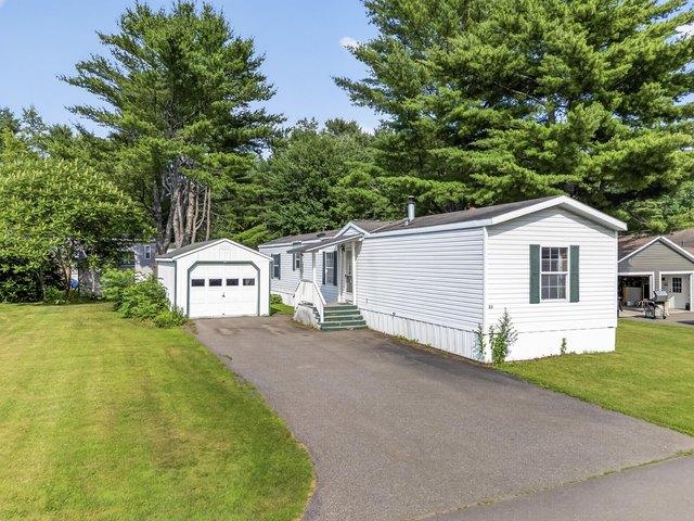 23 Karen St, Palmyra, ME 04965