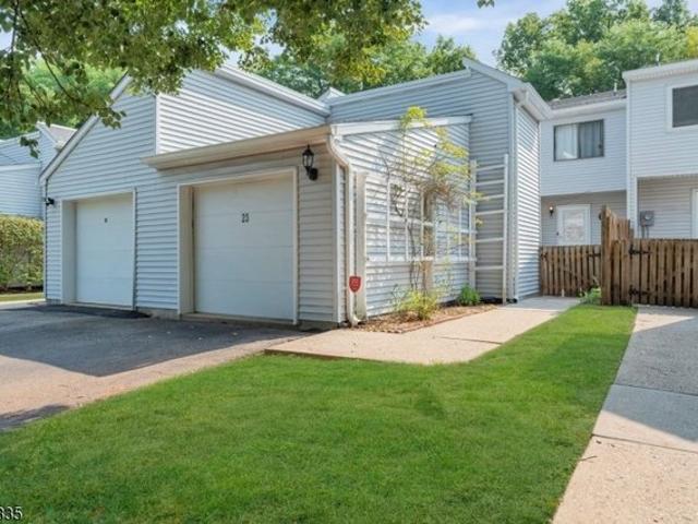 23 Krenkel Ct, Raritan, NJ 08822