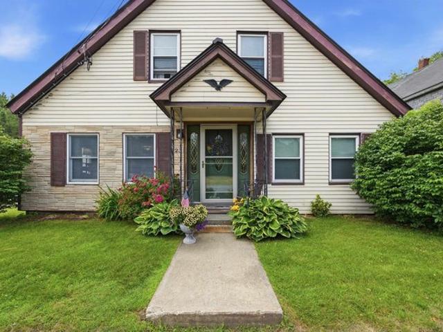 23 Lake Tarleton Rd, Warren, NH 03279