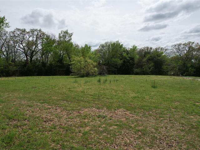 23 Lakewood Drive