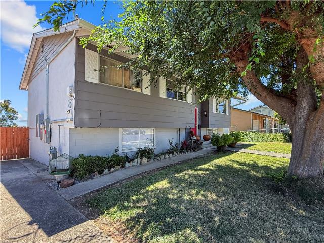 23 Las Plumas Way