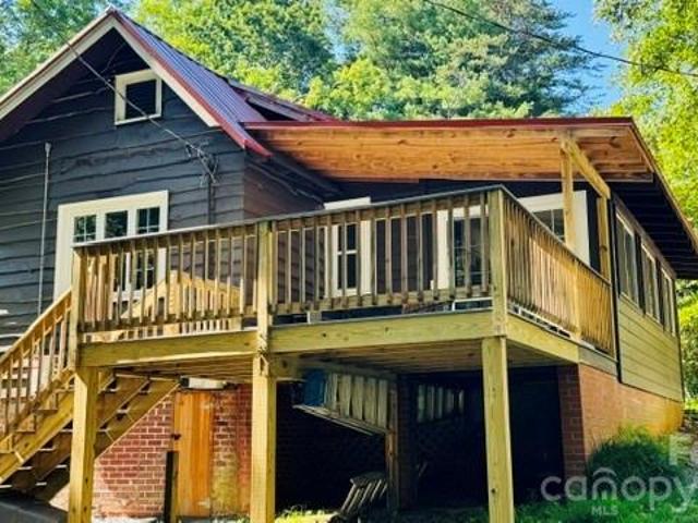 23 Leatherwood Lane