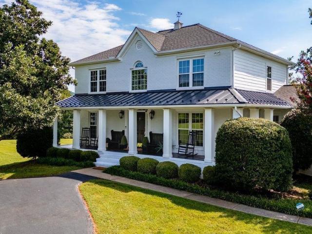 23 Lookaway Hills Dr