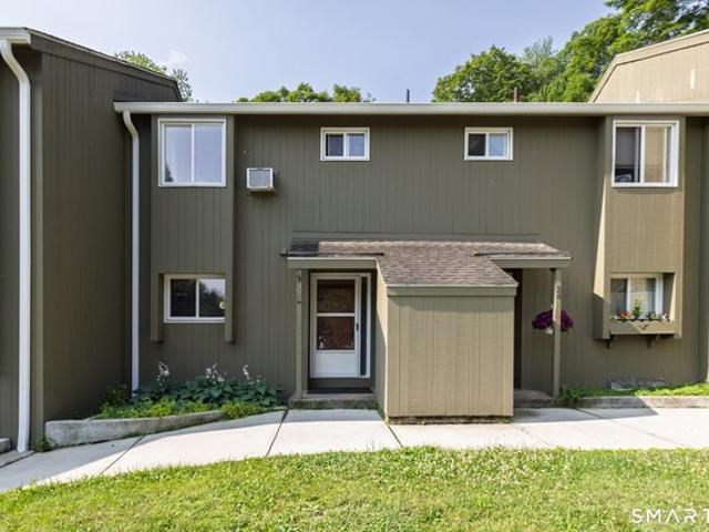 23 McKenna Dr, Middletown, CT 06457