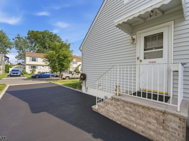 23 Madison St
