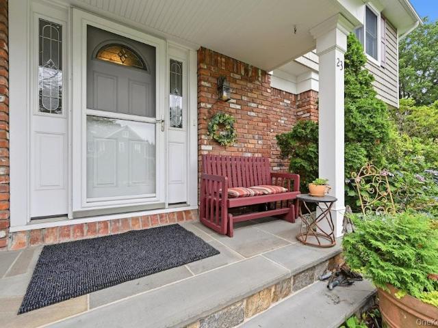 23 Maryetta Court