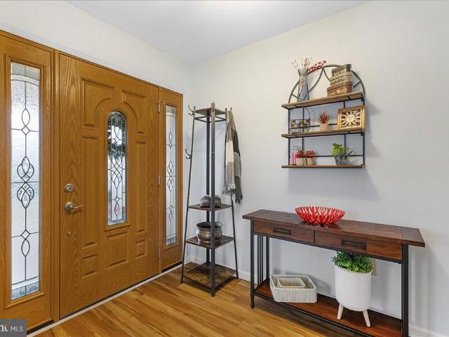 23 Meadowwood Court