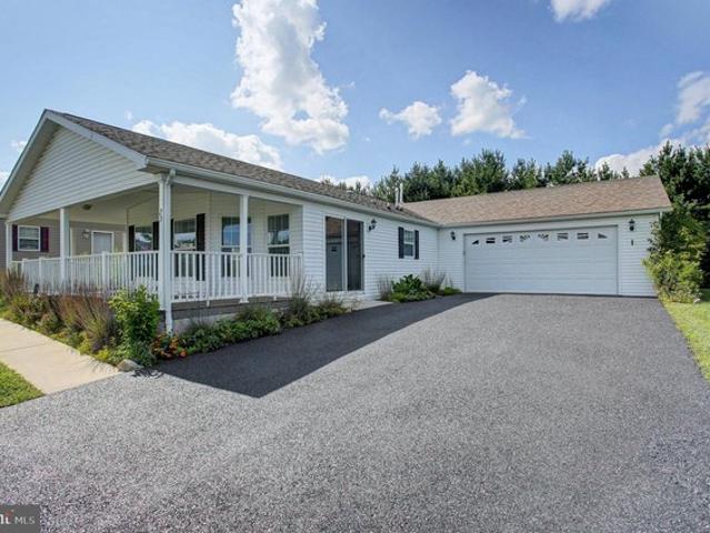 23 Michael Ct, Shippensburg, PA 17257