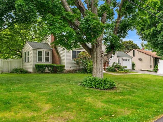 23 Mifflin Dr, North Andover, MA 01845