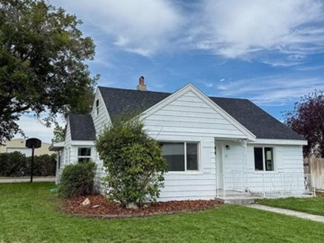 23 N Front St, Sugar City, ID 83448