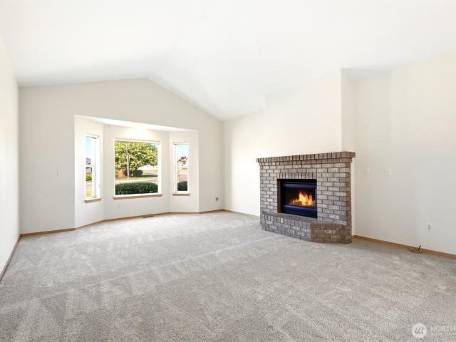 23 N 86th Avenue