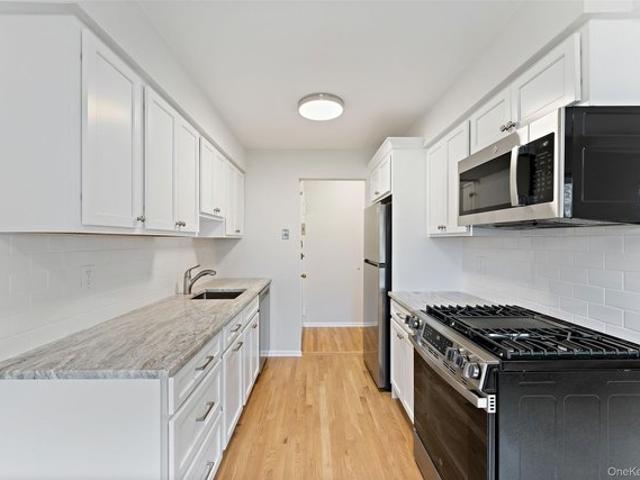 23 Normandy Vlg Unit 4, Nanuet, NY 10954