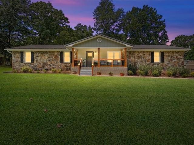 23 Oakwood Dr, Cedartown, GA 30125