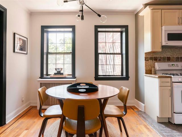 23 Old Mamaroneck Road 4C