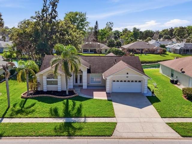 23 Old Sunbeam Dr, South Daytona, FL 32119
